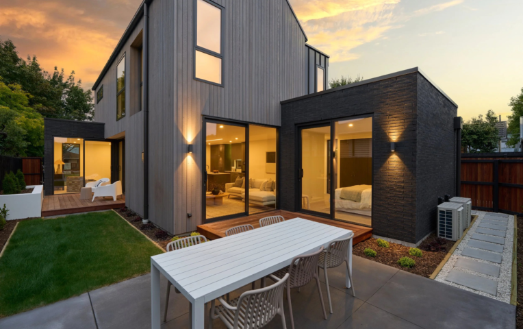 Vertical Shiplap Cladding | Weatherboard Cladding | JSC