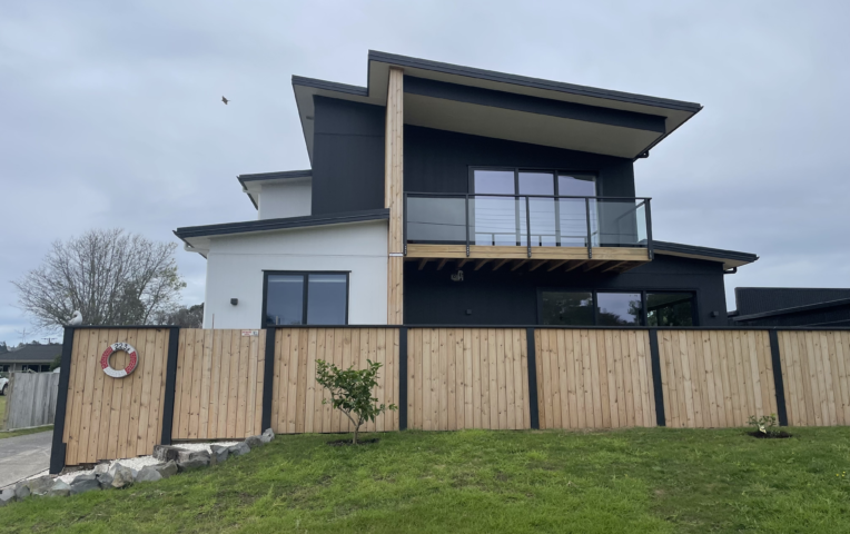 Vertical Shiplap Cladding | Weatherboard Cladding | JSC