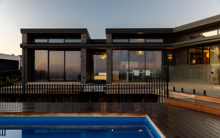 Vertical Shiplap Cladding | Weatherboard Cladding | JSC